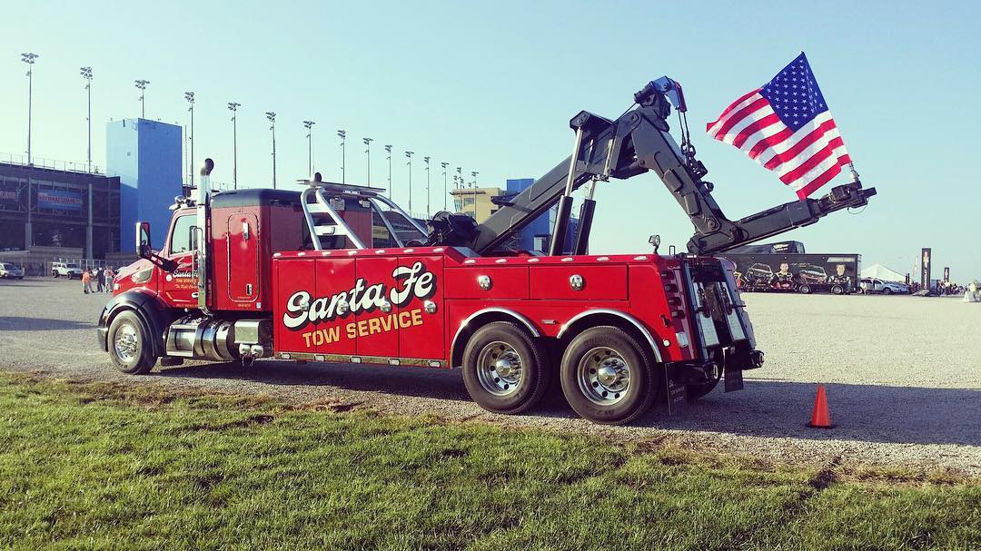 24/7 Heavy Duty Towing | Semi & Truck Towing Experts | KS, MO, OK